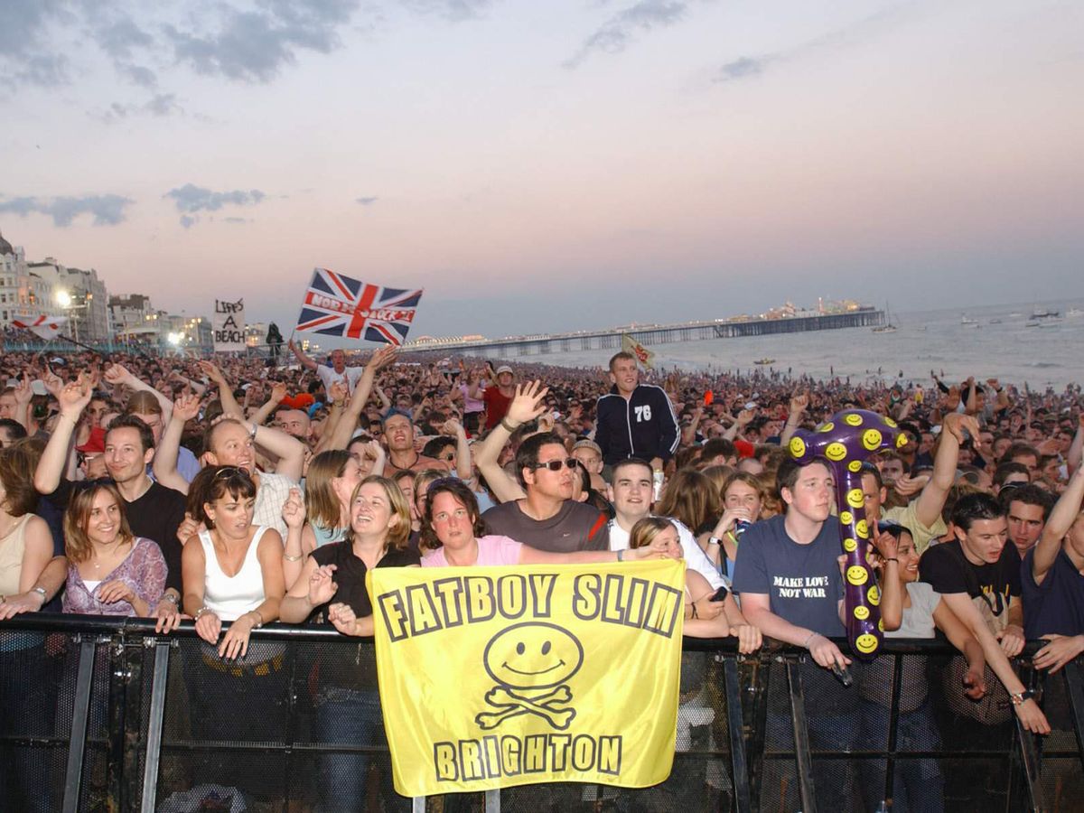 Fatboy Slim returns to Brighton Beach 20 years after the infamous 2002 ...