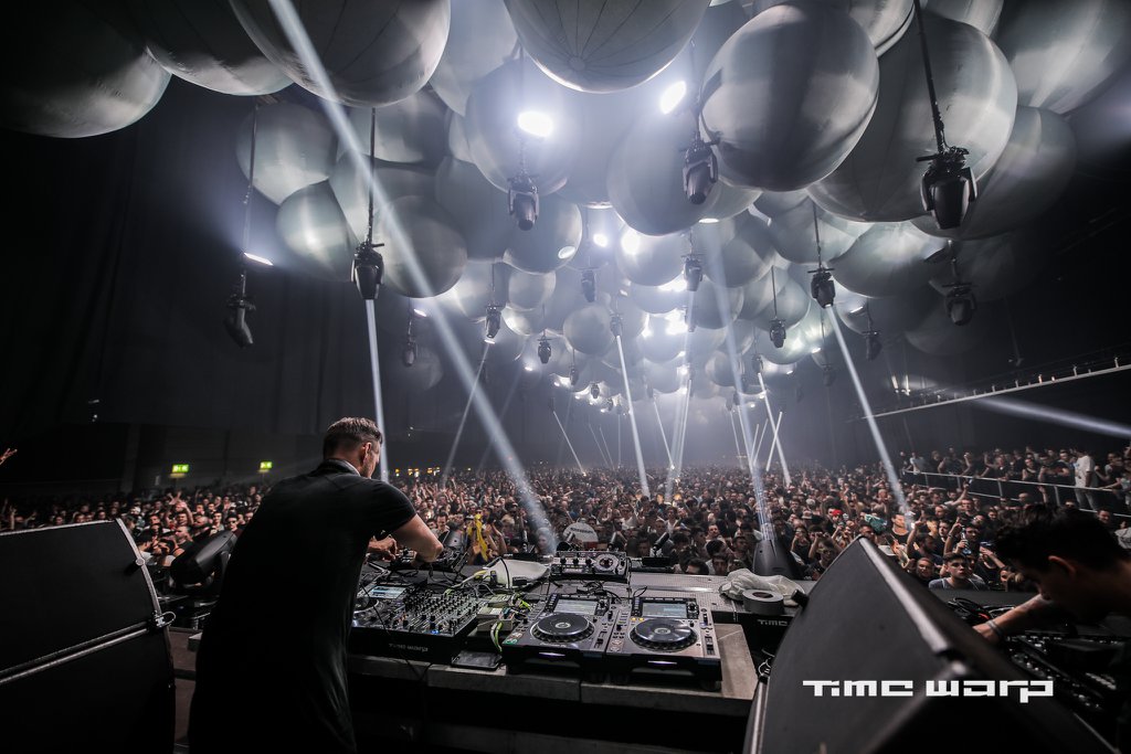 Five standout sets from Time Warp over the years – ratemyrave