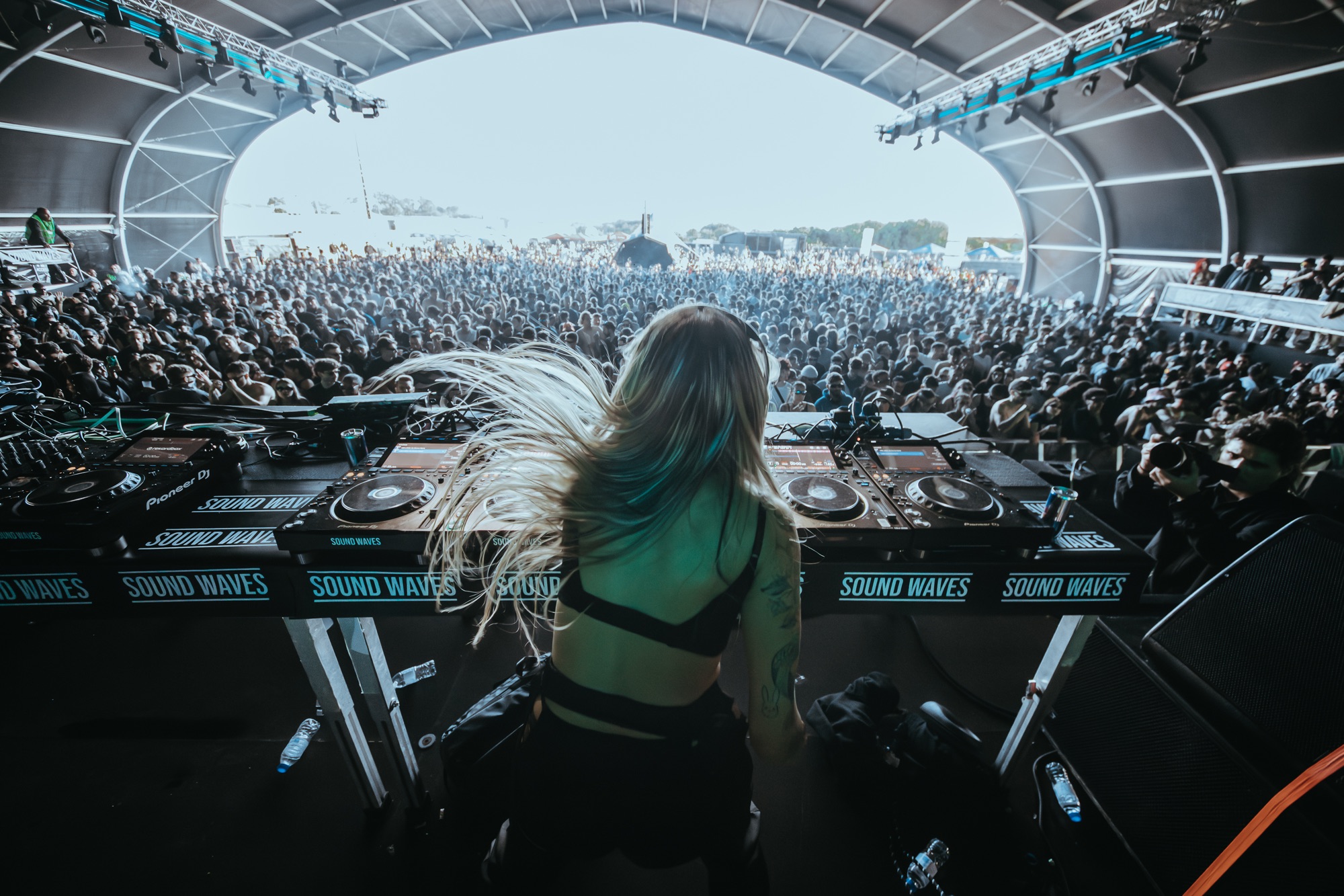 Catching Up With: Sound Waves Festival – ratemyrave